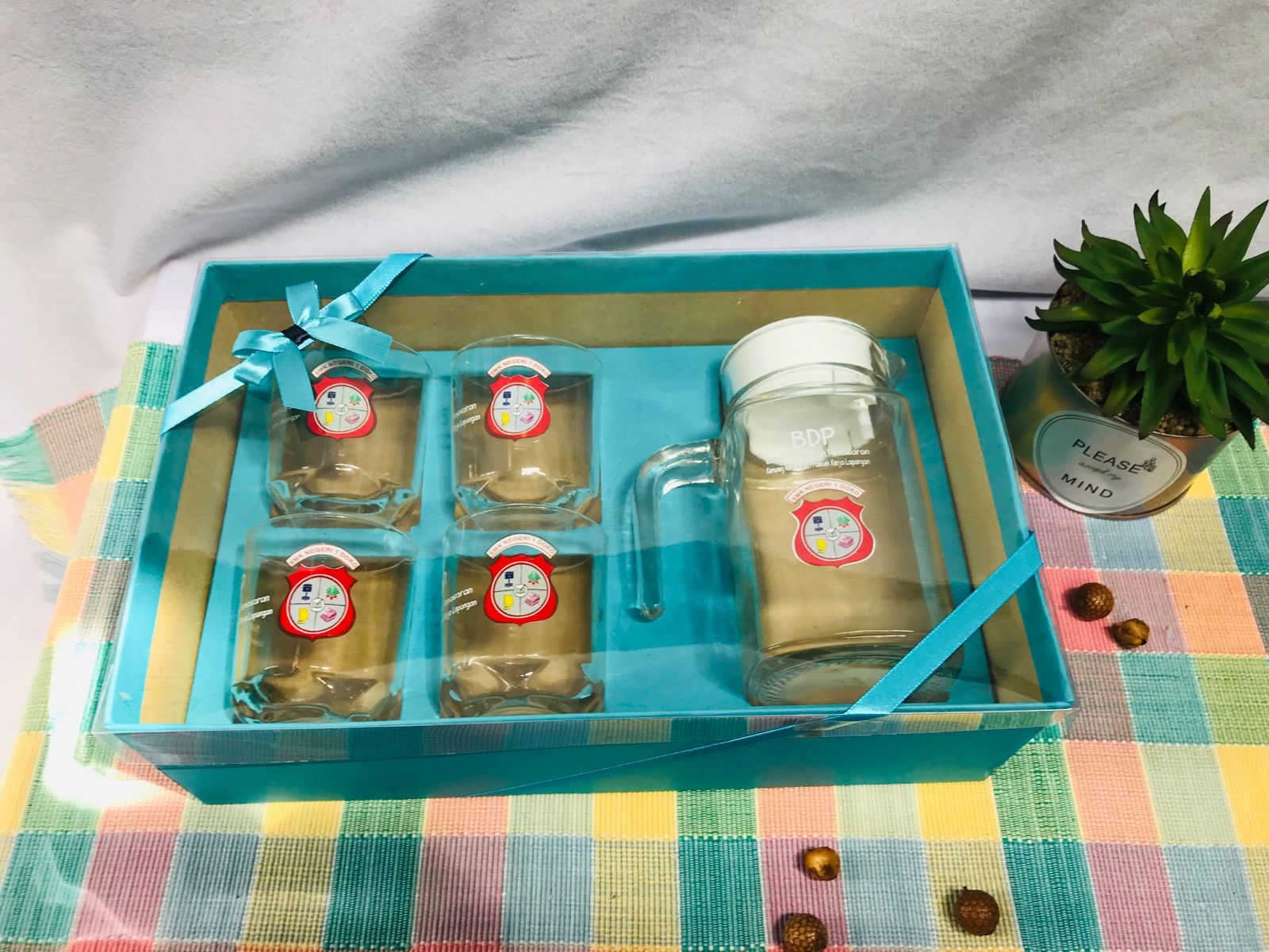Merchandise Teko Set Gelas Print Foto, Kemas Hard Box & Hiasan - NABATA ...