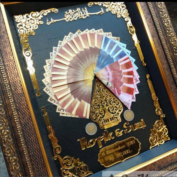 Mahar Akrilik Gunungan Background Hitam Elegan - NABATA SOUVENIR