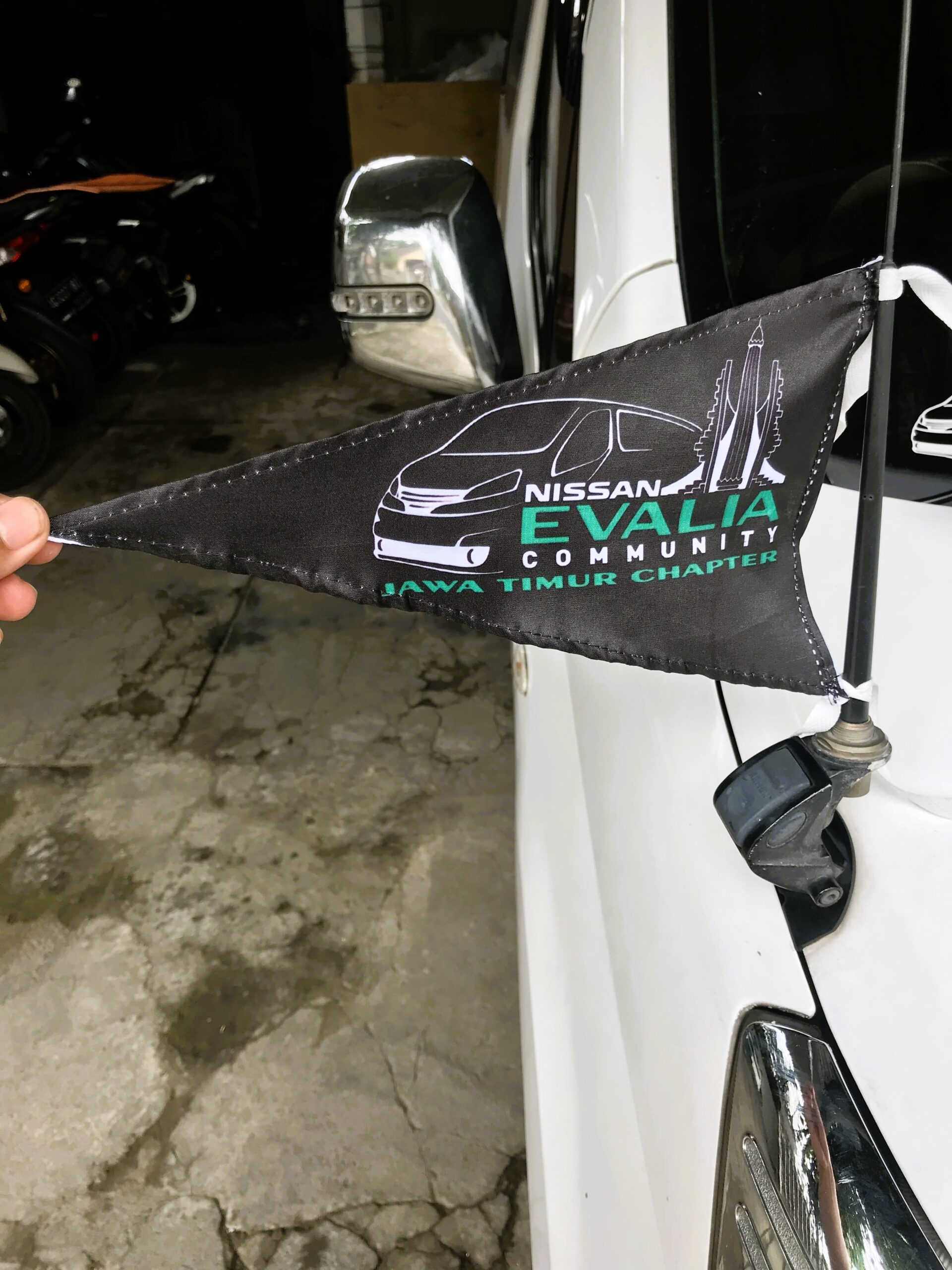 BENDERA SEGITIGA TOUR LEADER, KONVOI, PRAMUKA, PMR, CUSTOM LOGO FOTO ...